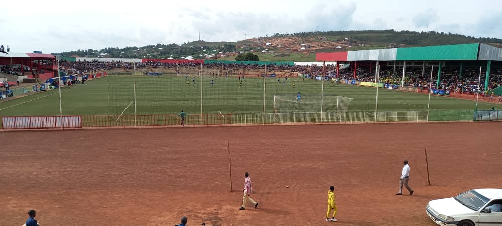 Gitega : le stade Ingoma fait face à de nombreux défis - SOS Médias Burundi